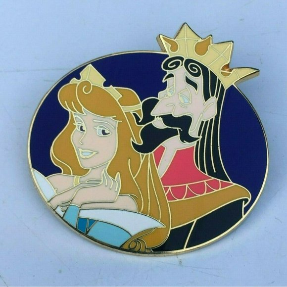 Disney | Other | Disney Pin Father Daughters King Stefan Aurora ...